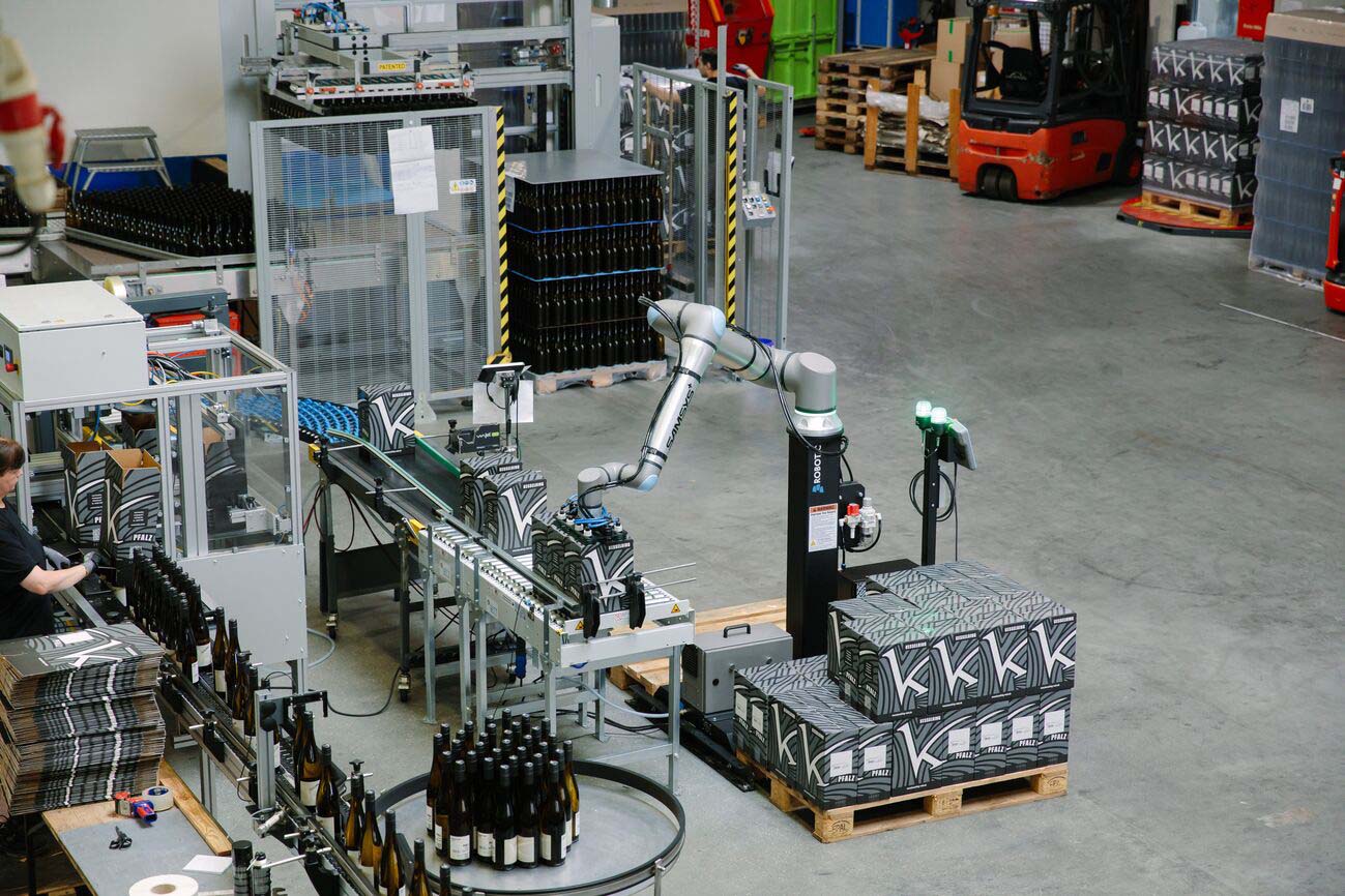 Universal Robots UR20 | Cobot with high payload capacity and range